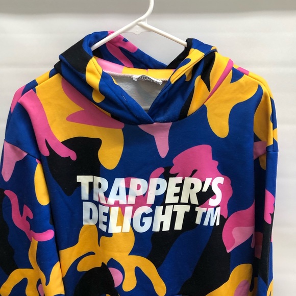 Trapper’s Delight | Shirts | Trappers Delight Colorful Hoodie L | Poshmark